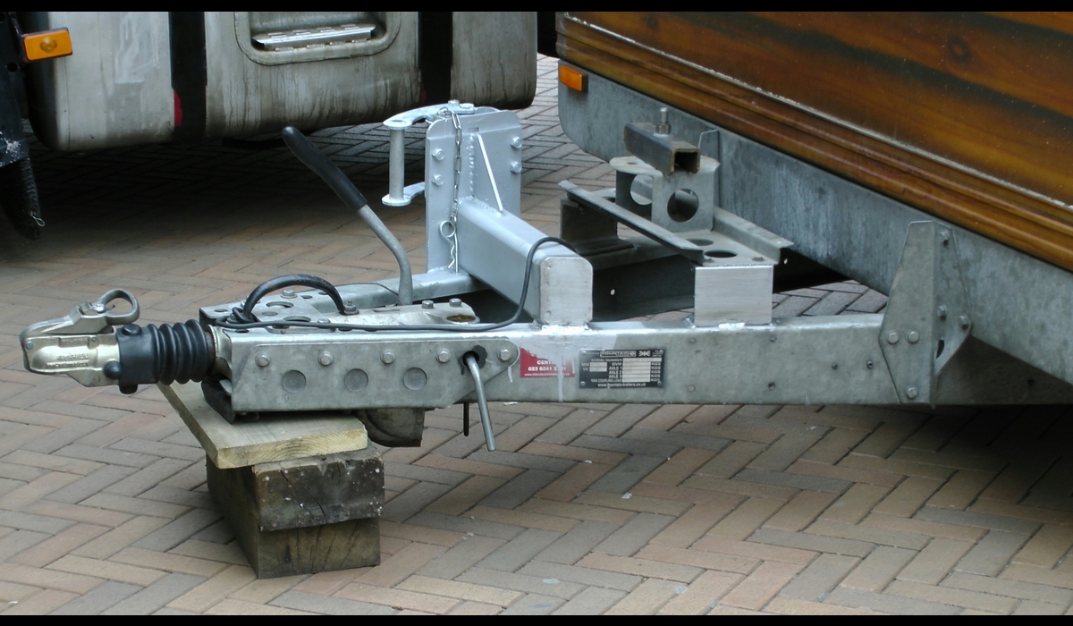 Ways to Tow a Car | Classic Army Italia